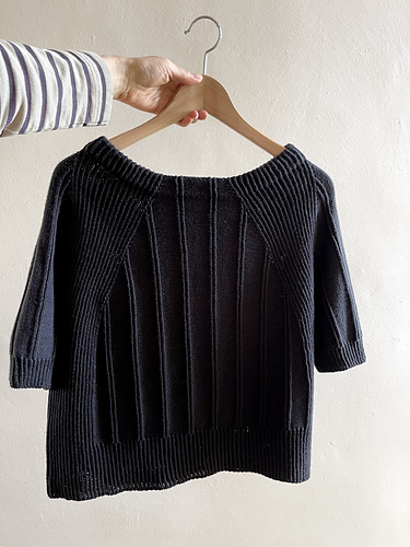 Ravelry: Ridge Sweater pattern by Hiromi Nagasawa