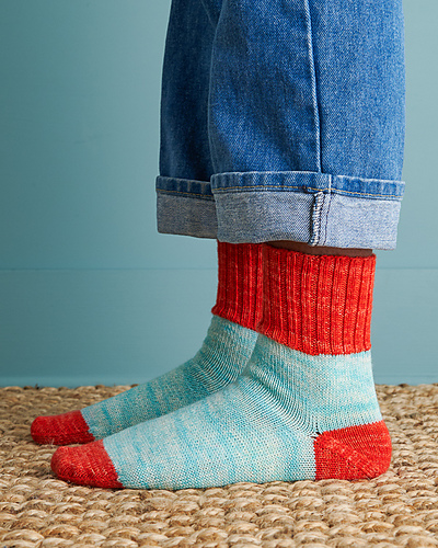 Ravelry: Easy Heel Colorblock Socks in Fine Print pattern by Purl Soho