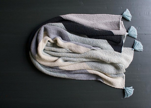 Ravelry: Rectangular Colorblock Bias Blanket pattern by Purl Soho