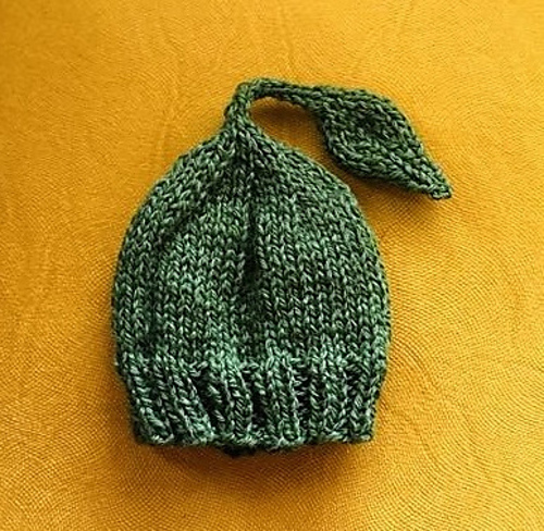 Ravelry: Little Sprout pattern by Lorraine Savage [purlsthatwander]