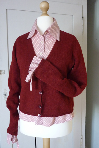 Ravelry: slanted Sleeven pattern by ANKESTRiCK