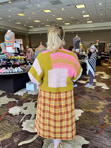 Ravelry: Videira pattern by Maysa Tomikawa