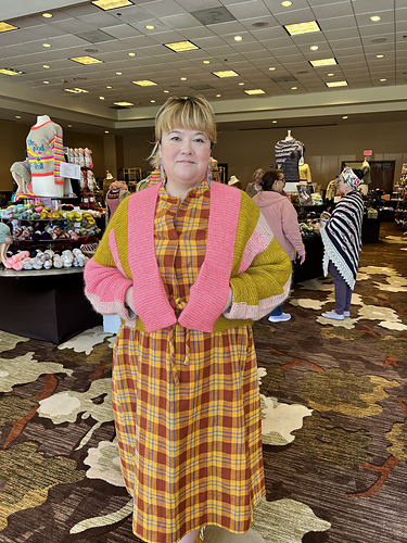 Ravelry: Videira pattern by Maysa Tomikawa