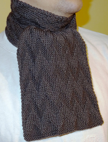 Ravelry: Simple chevron pattern scarf pattern by Mónika M.