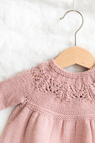 Ravelry: Sapling pattern by Jessica McDonald