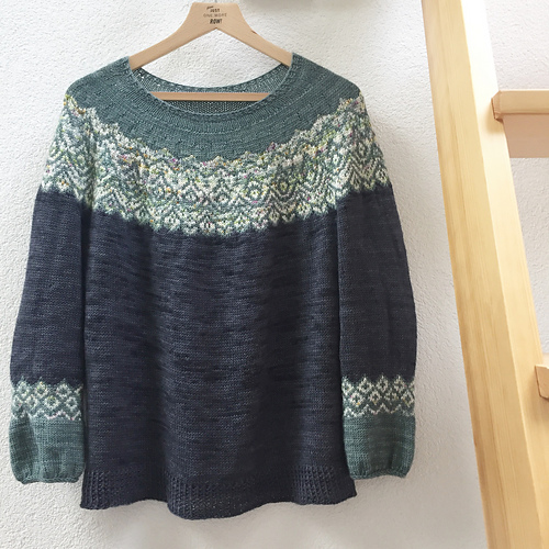 Ravelry: Occhiello Sweater pattern by Olga Putano Designs