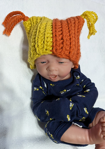 Ravelry: Basic Square Hat pattern by Salena Baca