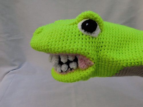 Ravelry: Rexy, the Tyrannosaurus rex, hand puppet pattern by Jorgelina Oddi