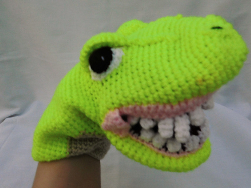 Ravelry: Rexy, the Tyrannosaurus rex, hand puppet pattern by Jorgelina Oddi