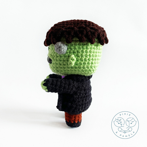 Ravelry: Frankie (Mini) pattern by Raine Sarmiento