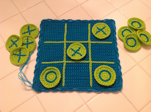 Ravelry: FamilyFun, Tic-Tac-Toe Game Board pattern by Darleen Hopkins
