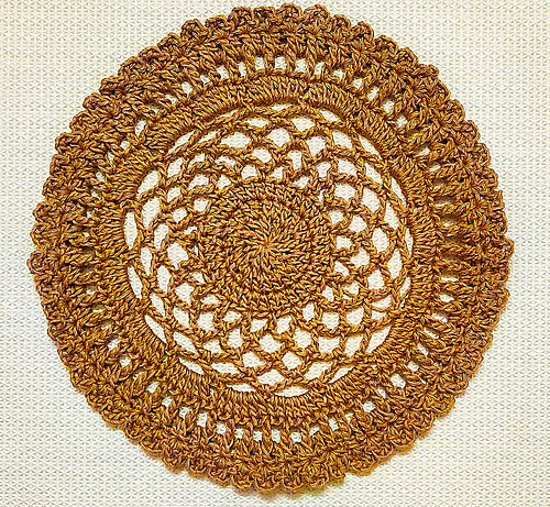Ravelry: Simple Round Placemat pattern by Rajeshwari Singh