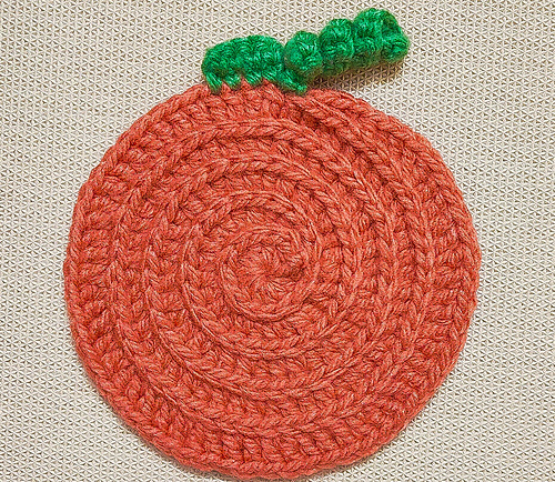 Ravelry: Spiral Autumn Fall Placemat pattern by Rajeshwari Singh