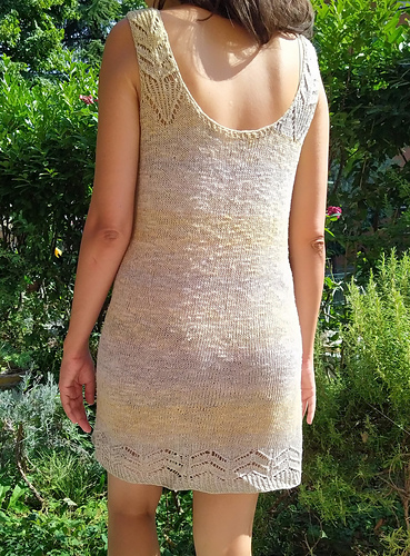 Ravelry: Il mondo prima dress pattern by Gabriela Julio