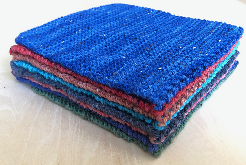 Ravelry: Self-Folding Scarf pattern by Elizabeth Wilmer