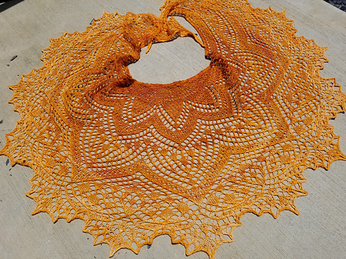 Ravelry: Sundance Lace Shawl pattern by Anna Victoria