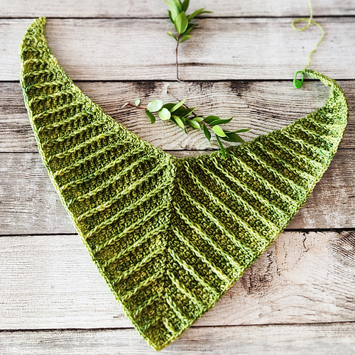 Ravelry: Linen Leaf pattern by Elena Fedotova
