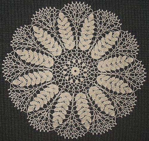 Ravelry: Ripe Wheat Doily #S-393 pattern by Coats & Clark