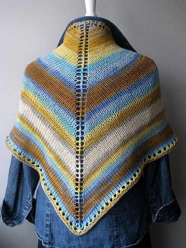 Ravelry: rebby's Simple Shawl for Fancy Yarns