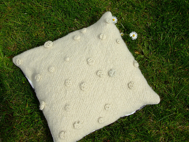Ravelry: Bubbles Felted Cushion pattern by Catherine Rogan