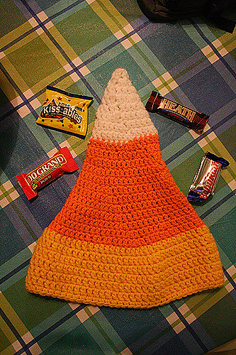 Ravelry: Candy Corn Cone Hat pattern by Catherine Lindsay
