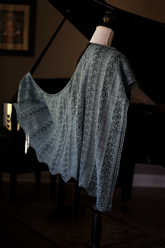 Ravelry: Clair de Lune pattern by Ruth Nguyen
