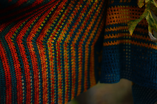 Ravelry: Glimpses of Autumn pattern by Ruth Nguyen