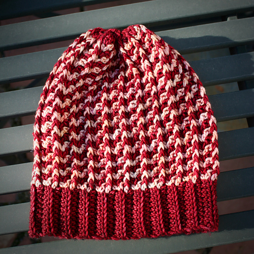 Ravelry: Slouchy Hat pattern by Salena Baca