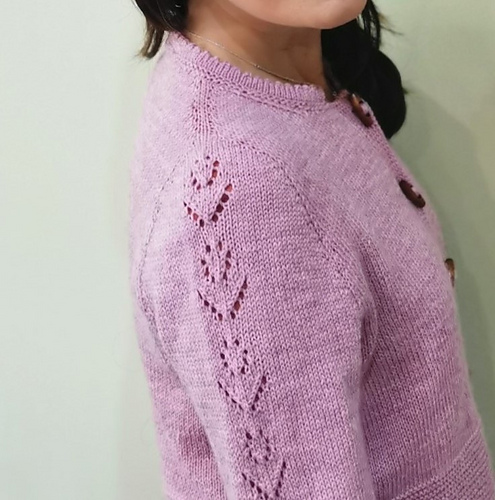 Ravelry: Tulip Cardigan pattern by Jie