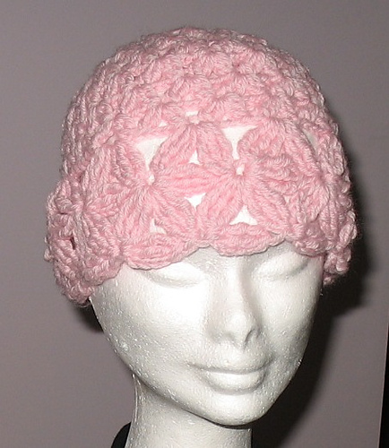 Ravelry: Pink Vintage Look Flower Hat pattern by Jie