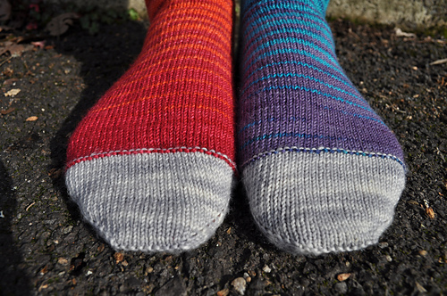 Ravelry: Gradient Socks pattern by Rose Stewart