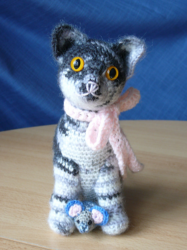 Ravelry: Cat: Sitting pattern by Roswitha Mueller