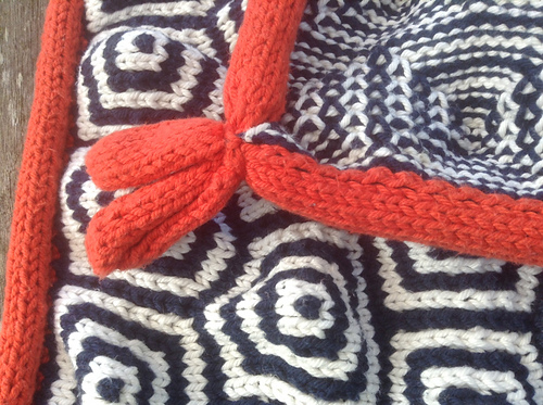 Ravelry: Amazababy Twiddle Blankie pattern by Rachel Brooks