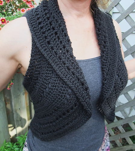 Ravelry: Circle Vest Shrug pattern by Patricia Hodson
