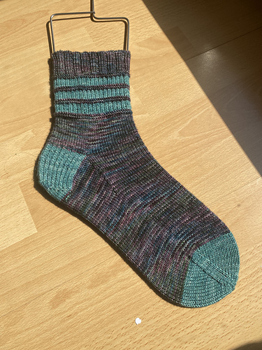 Ravelry: Beluga Socks pattern by Kari Pedersen