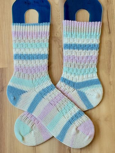Ravelry: CSM Basket Weave Socks pattern by Rosalyn Keys
