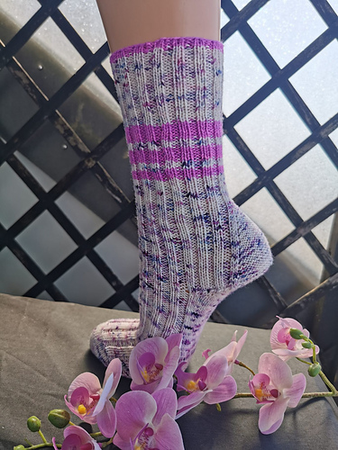 Ravelry: Riika Socks pattern by rosa p.