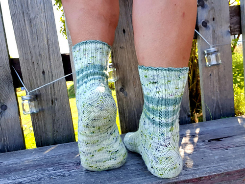 Ravelry: Riika Socks pattern by rosa p.