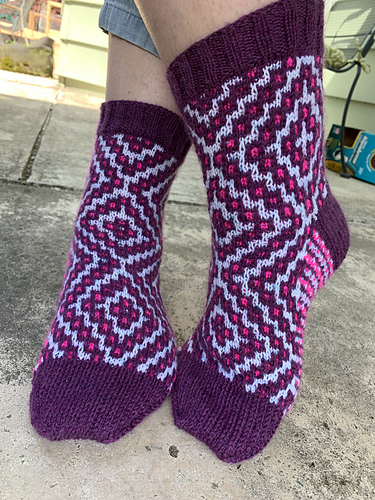 Ravelry: Squaring Off pattern by Shuyi Wu