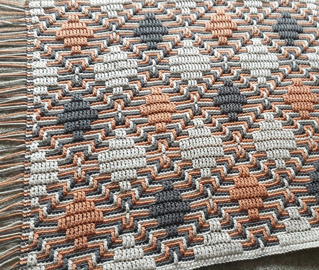 Ravelry: Diamond Haze pattern by Rosina Plane
