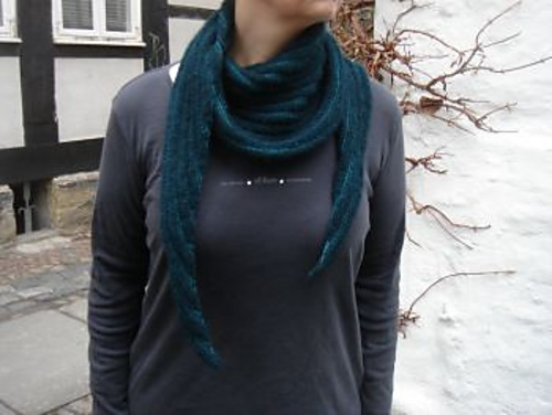 Ravelry: Happy Half Moon pattern by Susan Ashcroft