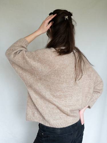 Ravelry: Bling Bling sweater pattern by Neringa Ruke