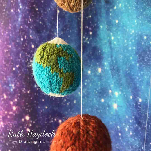 Ravelry: Knitted Solar System pattern by Ruth Haydock