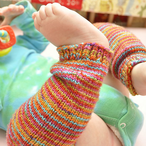 Ravelry: Baby Frog Legs pattern by Lauren Dahl
