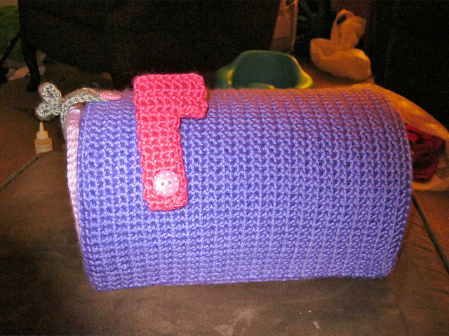 Ravelry: Mailbox and MailBag pattern by CraftyAnna