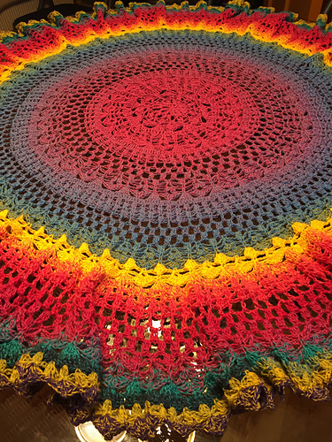 Ravelry: Mandala Shawl pattern by Elisabeth Davis de Herraiz