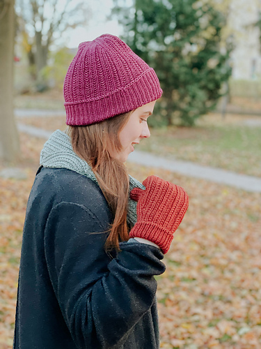 Ravelry: Mountain Hat pattern by Sarah Opie