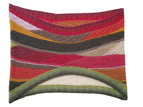 Ravelry: Deandra Loop pattern by Safridesign