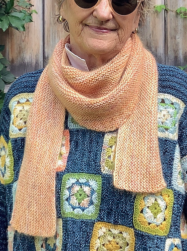 Ravelry: Shaped Scarf pattern by Sally Melville