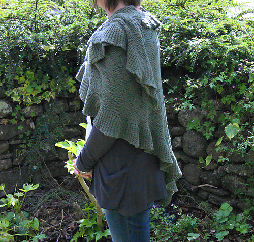 Ravelry: Duchess of Cambridge Shawl version B pattern by Sandra Oakeshott